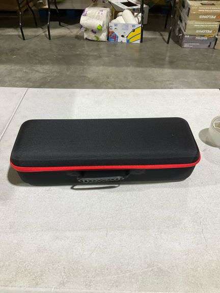 Unknown Case - Matthews Auctioneers