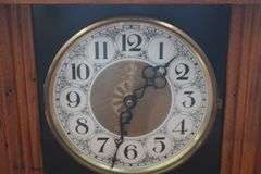 Vintage Clock - No Marking - Matthews Auctioneers