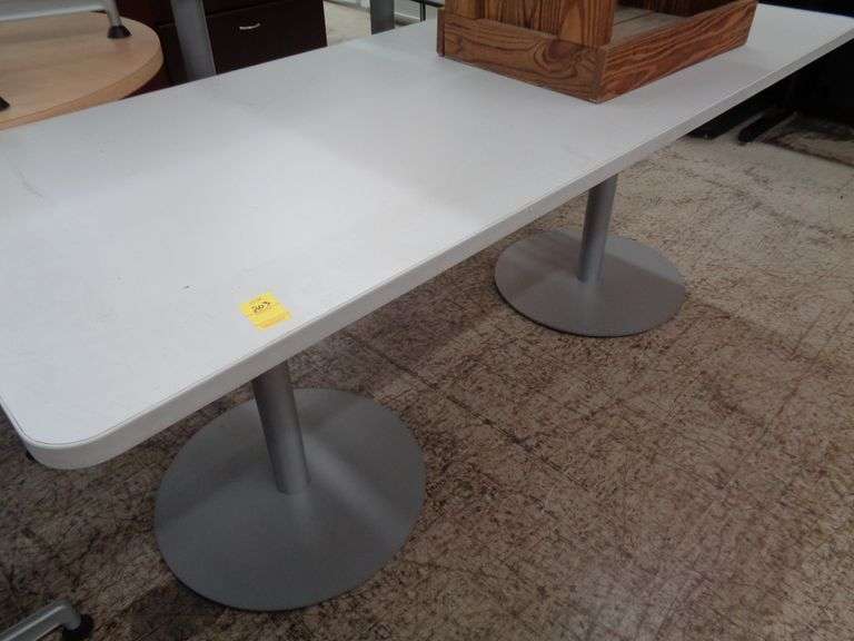 1 EACH-TABLE - Matthews Auctioneers