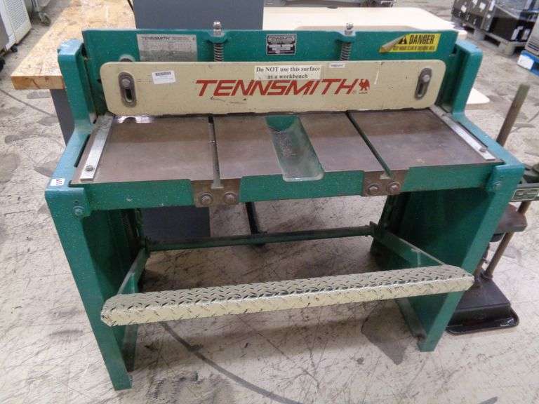 1 TENNSMITH TABLE SHEAR - Matthews Auctioneers