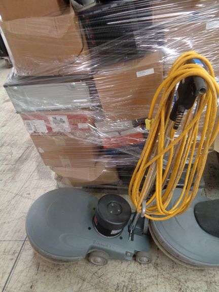 1 BETCO FLOOR BUFFER - Matthews Auctioneers