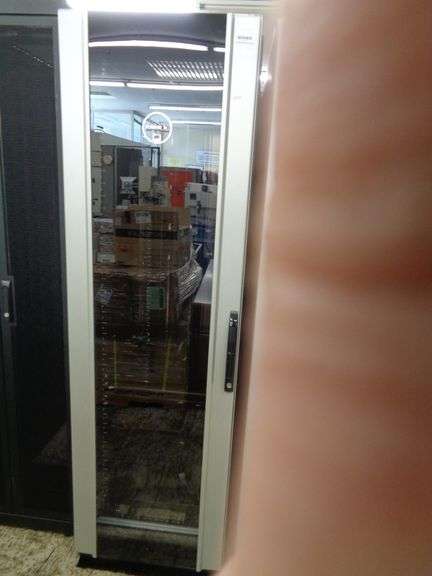 1 DELL SERVER RACK - Matthews Auctioneers