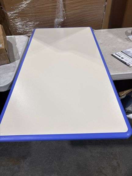 4x2 ft table no legs included - Matthews Auctioneers