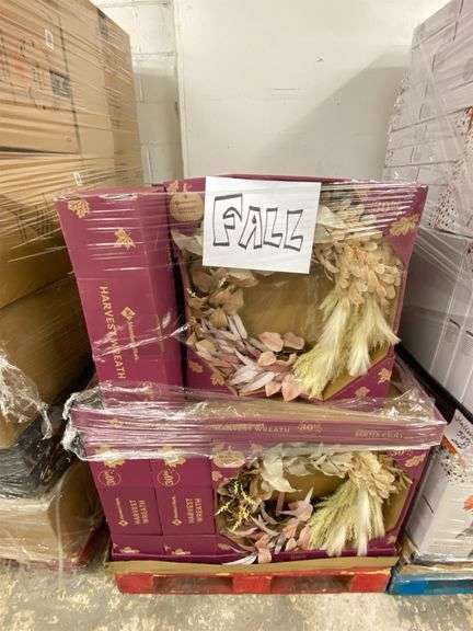 Pallet of A Grade Fall Product - Matthews Auctioneers