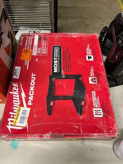 Milwaukee Packout Racking Kit - Matthews Auctioneers