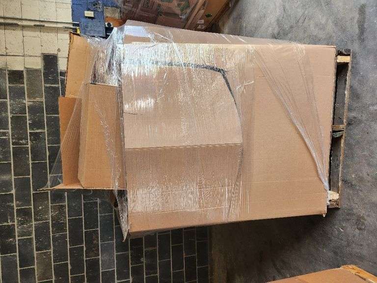 C Grade Pallet - Matthews Auctioneers