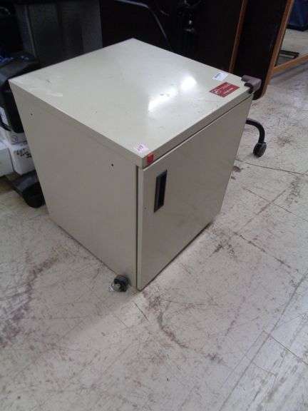 1 EACH-CABINET - Matthews Auctioneers