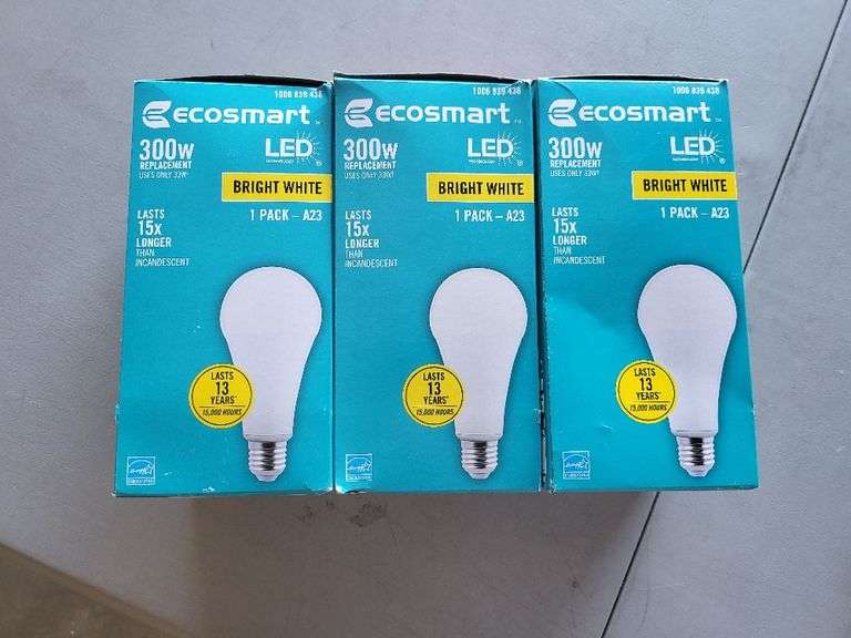 (3) ecosmart 300w led - Matthews Auctioneers