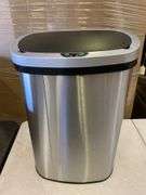 Trash Can TC-1350R - Matthews Auctioneers
