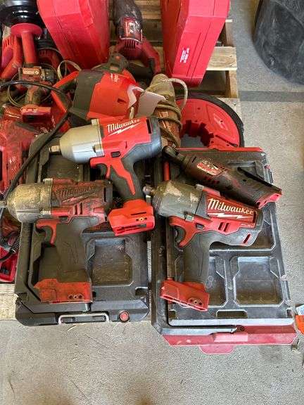 Milwaukee NON WORKING/DAMAGED Tool Pallet - Matthews Auctioneers