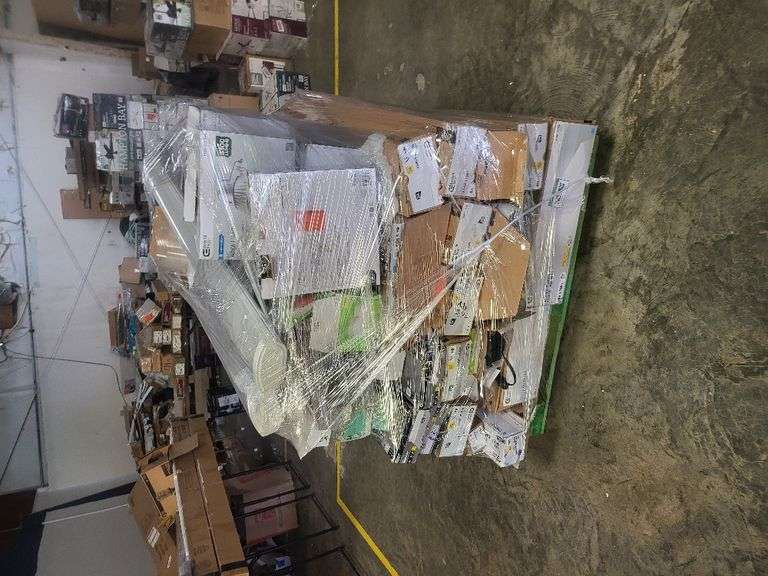 Pallet grade c - Matthews Auctioneers