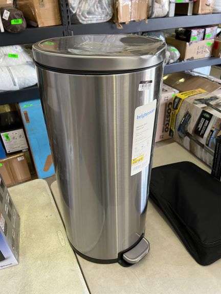 30L Round Step Trash Can Silver - Brightroom - Matthews Auctioneers
