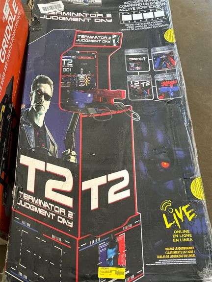 TERMINATOR STAND UP ARCADE - Matthews Auctioneers