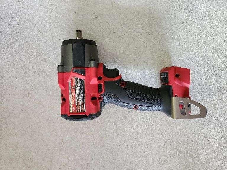 Milwaukee m18 battery powered 3/8 square tip impact wrench - Matthews ...