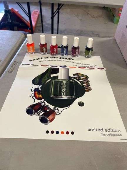 6) nail polish fall trend kits - Matthews Auctioneers