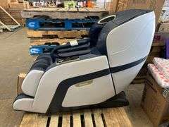 Daiwa Accutech massage chair - Matthews Auctioneers