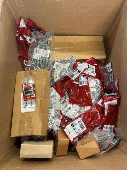 Assorted hardware lot - Matthews Auctioneers