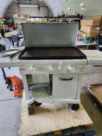 Loco grill - Matthews Auctioneers