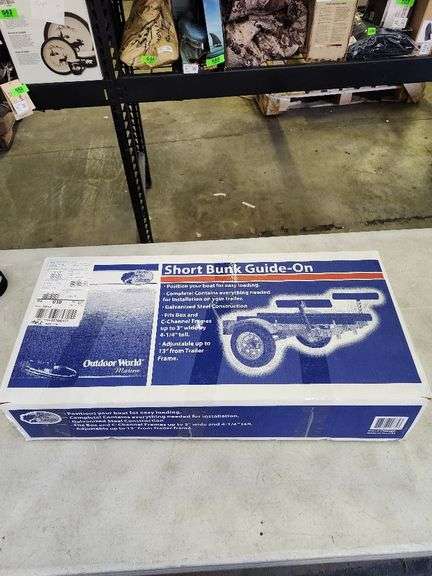 Bass Pro Shops Short Bunk-Style Guide-On - Matthews Auctioneers