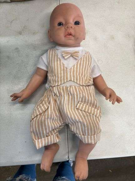 Male baby anatomically correct ( life like ) - Matthews Auctioneers