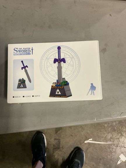 BuildingBoat The Master Sword Building Kit, Micro Hyrule Building ...