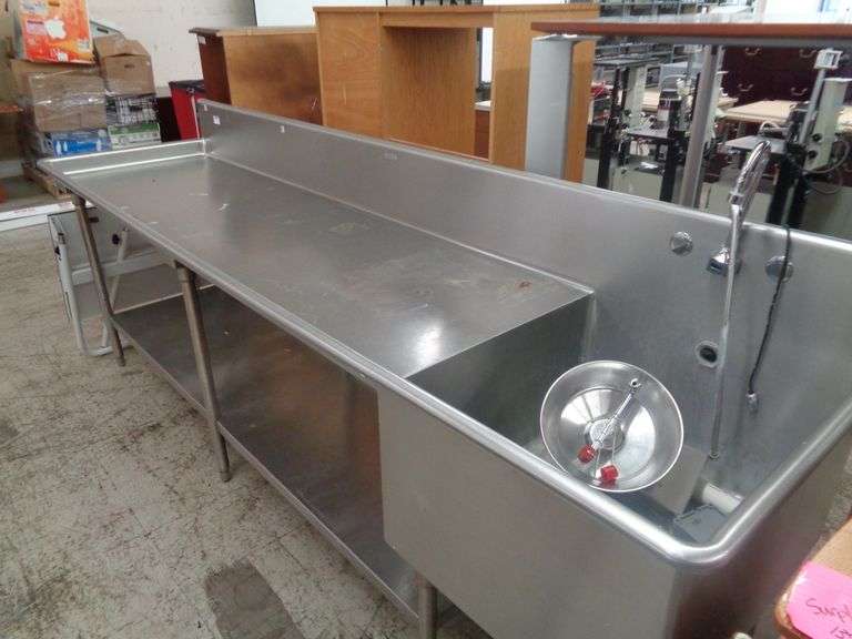1 EACH-SINK/COUNTER COMBO - Matthews Auctioneers