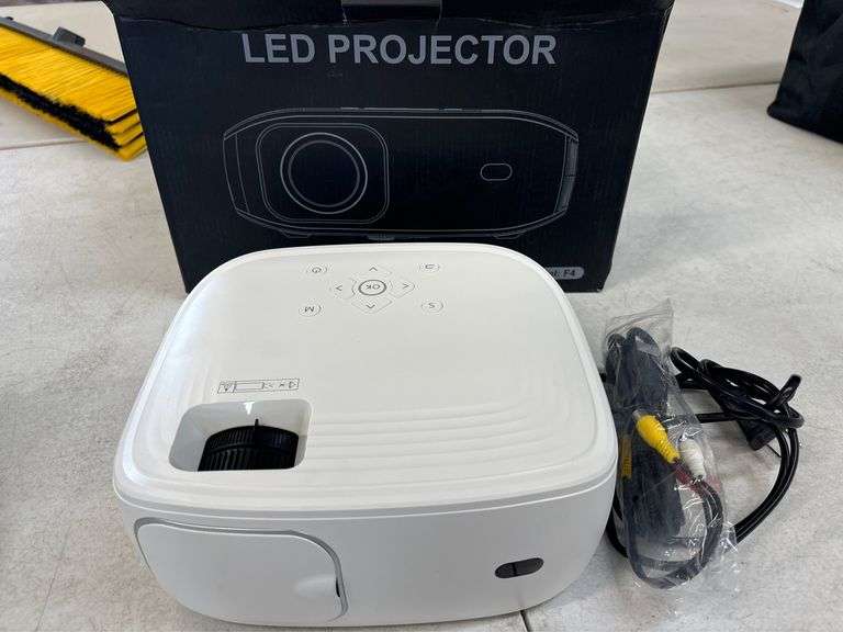 LED projector model F4 - Matthews Auctioneers