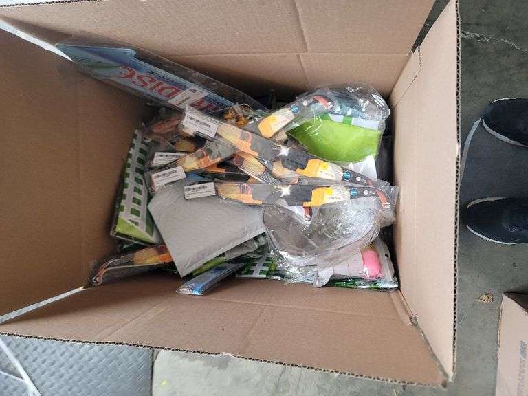 Group lot of Amazon surprise box - Matthews Auctioneers