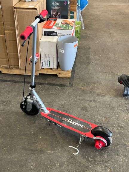 Razor Electric Scooter - Matthews Auctioneers