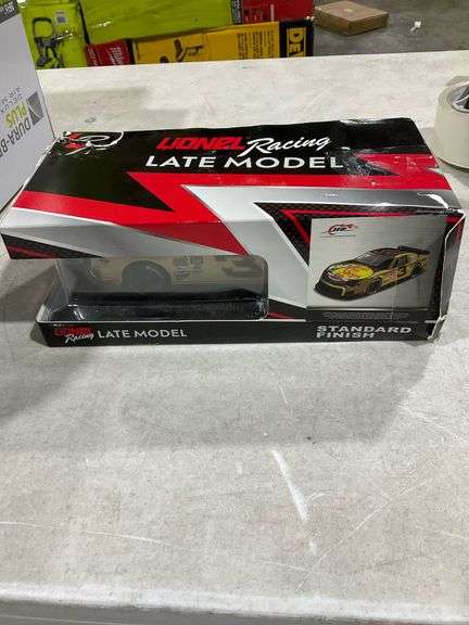 Lionel Racing Late Model Standard Finish Car - Matthews Auctioneers