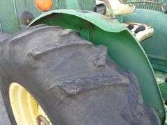 1 -JOHN DEERE TRACTOR MODEL 1650 - Matthews Auctioneers