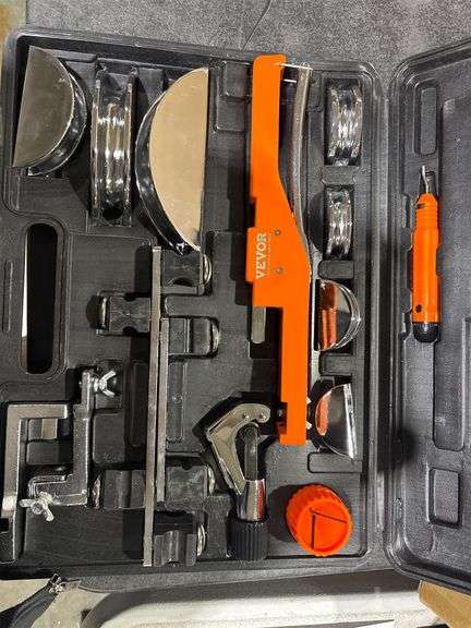VEVOR 90 Degree Multi Bender Kit - Matthews Auctioneers