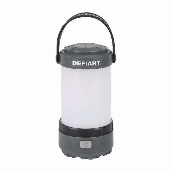 DEFIANT 700LM FLOATING WP LANTERN - Matthews Auctioneers