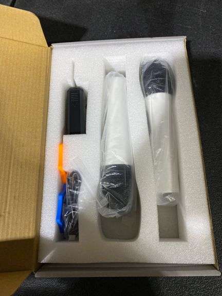 Wireless Microphone, FOLTUSMY Dual Digital - Matthews Auctioneers