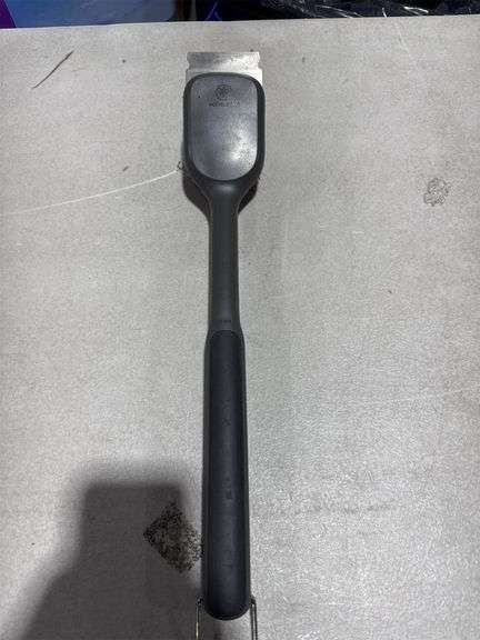 Grill scraper - Matthews Auctioneers