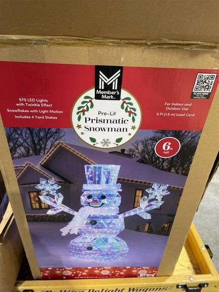 Members Mark Pre-Lit Prismatic Snowman - Matthews Auctioneers