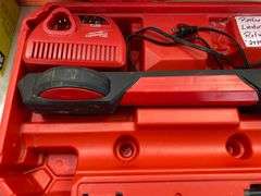 Milwaukee M12 Pipeline Locator Kit - Matthews Auctioneers