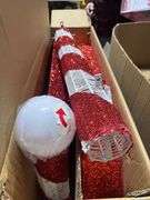 5 ft tall pre lit santa countdown sign - Matthews Auctioneers