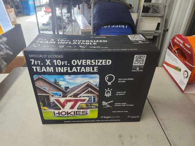 Virginia Tech yard inflatable - Matthews Auctioneers