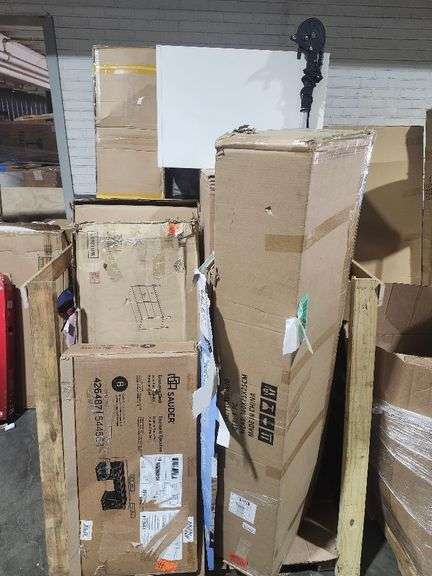 Pallet C grade - Matthews Auctioneers