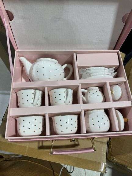 Giggle & Honey Porcelain Tea Set - Matthews Auctioneers