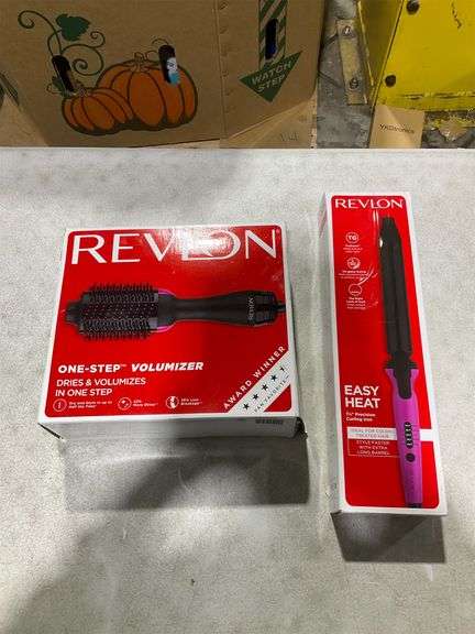 Group lot of hair styling utensils - Matthews Auctioneers