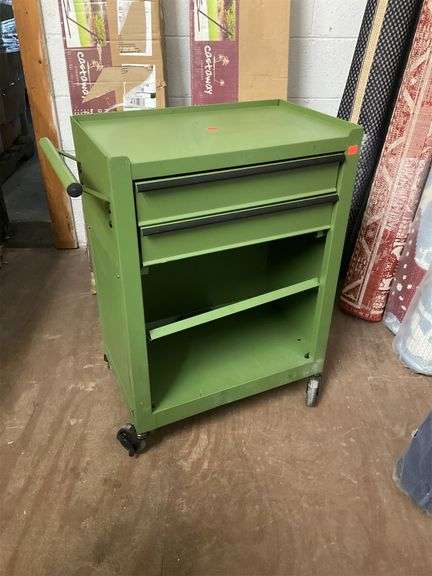 Small tool box on wheels - Matthews Auctioneers