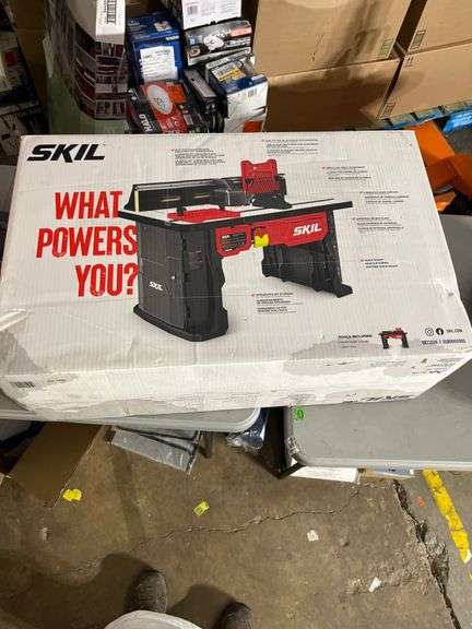 SKIL 26 IN x 16 IN. Portable Router Table - Matthews Auctioneers