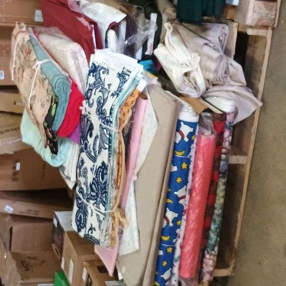 Lot of various fabrics - Matthews Auctioneers