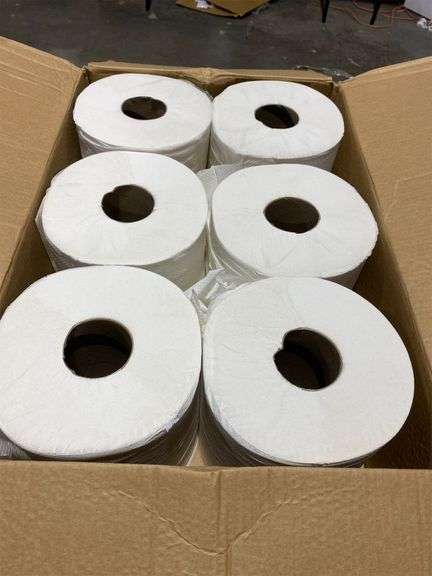 Lot of paper towels - Matthews Auctioneers
