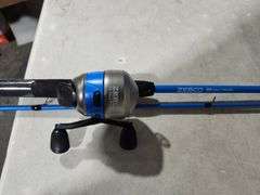 Zebco 33 salt fisher pole and reel - Matthews Auctioneers
