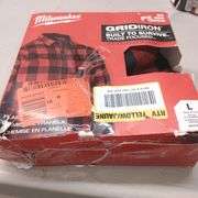 Men's Large Red GRIDIRON Flannel Shirt - Matthews Auctioneers