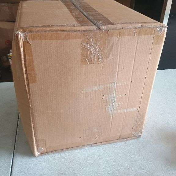 Box lot of throw pillows - Matthews Auctioneers