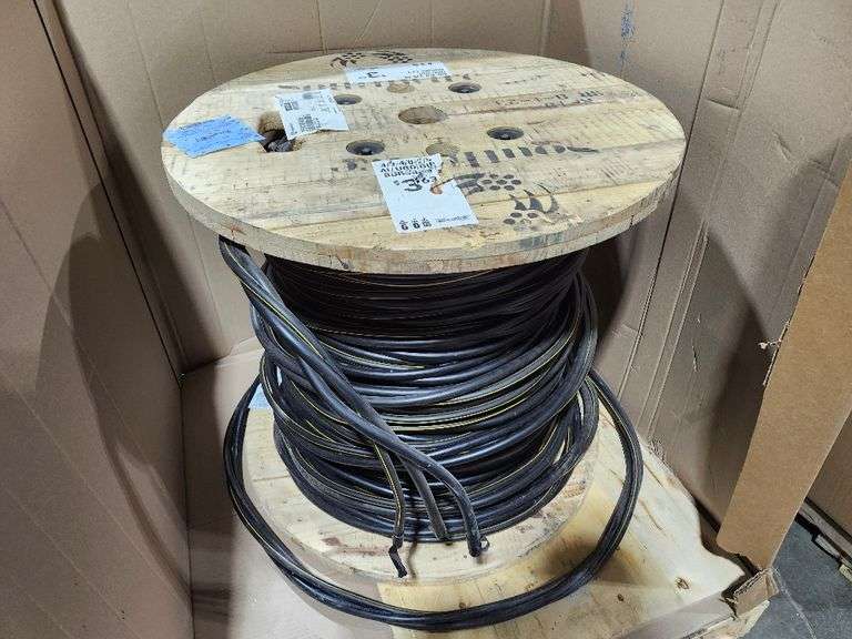 Southwire 500 ft. 4/0-4/0-2/0 Stranded Triplex Underground Cable ...